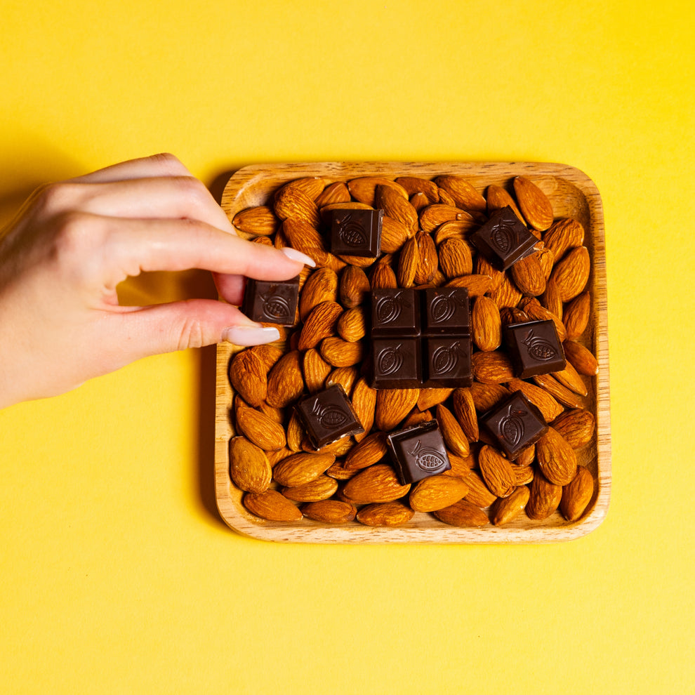 Dark Milk Chocolate Toffee, Almond & Sea Salt Snaps – Chocxo